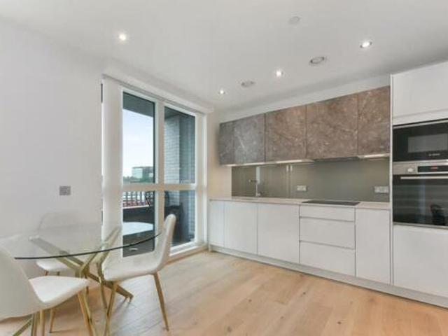 1 Bedroom Apartment For Rent In Grant Road, London
