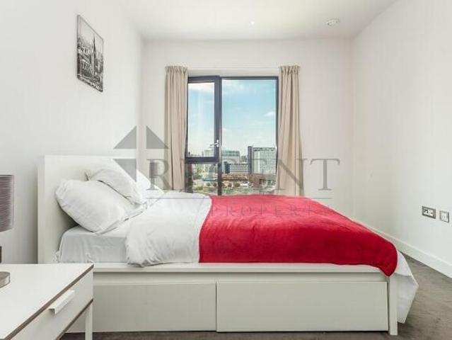 1 bedroom apartment for rent in Grantham House, Botanic Square, E14