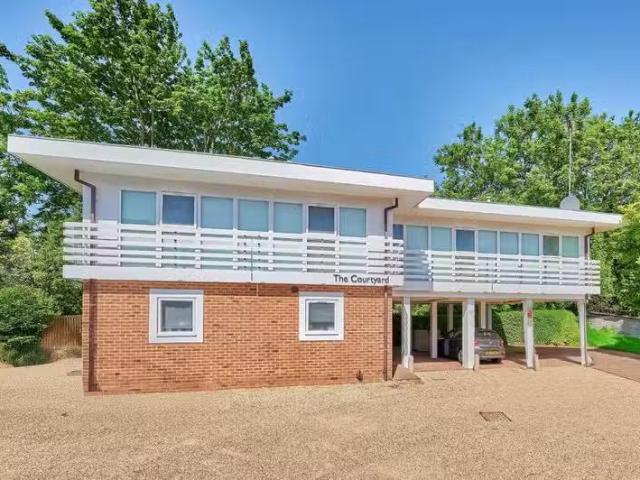 1 bedroom apartment for rent in Granville Court, Granville Roa.
