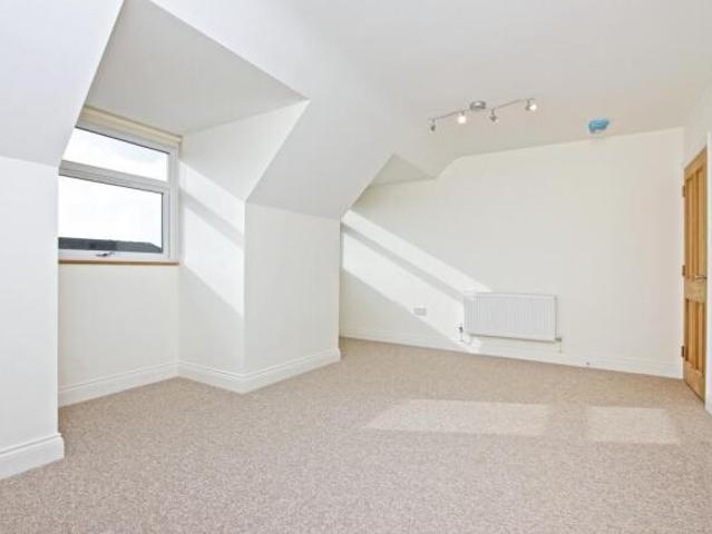 1 bedroom apartment for rent in Granville Road, London, NW2