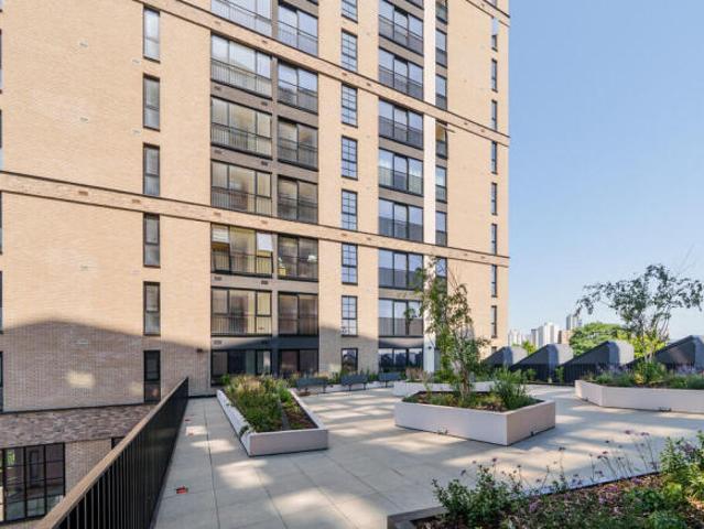 1 bedroom apartment for rent in Graphite Square, Vauxhall, SE11