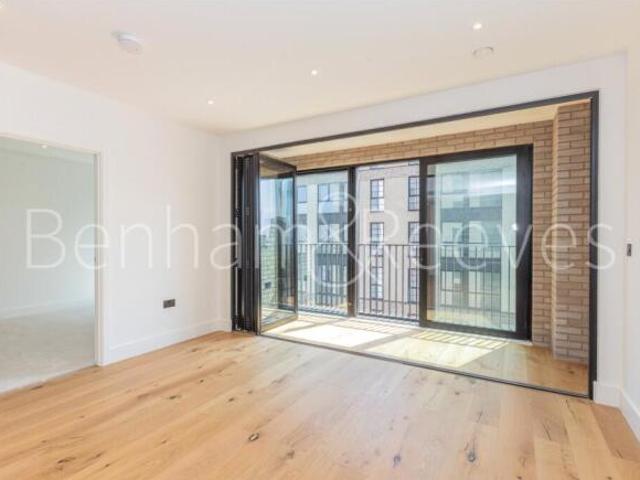 1 bedroom apartment for rent in Graphite Square, London, SE11