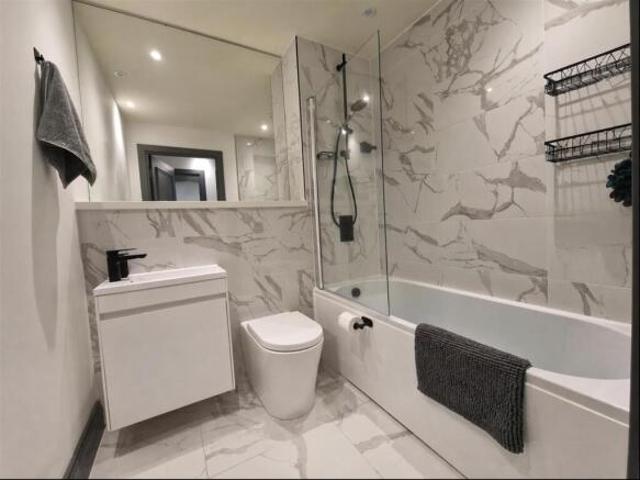 1 bedroom apartment for rent in Great Minster House, Lister Hill, Horsforth, LS18