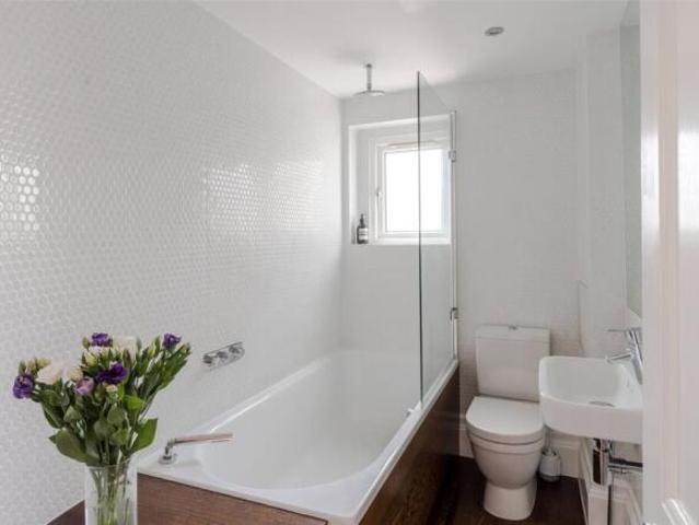 1 bedroom apartment for rent in Great Portland Street, London, W1W