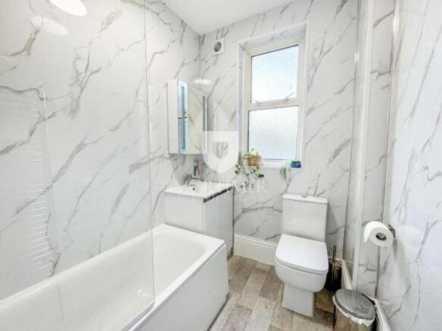 1 bedroom apartment for rent in Green Lanes, Winchmore Hill, London, N21