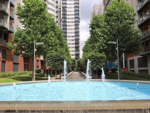 1 bedroom apartment for rent in Green Quarter, M4