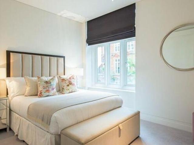 1 bedroom apartment for rent in Green Street, Mayfair, London, W1K