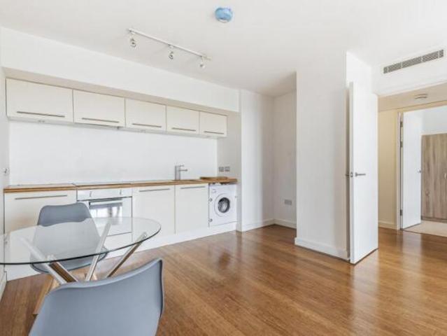 1 bedroom apartment for rent in Greenhouse, Leeds, LS11
