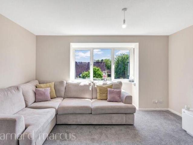 1 bedroom apartment for rent in Greyhound Road, Sutton, SM1