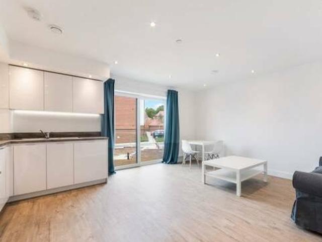1 bedroom apartment for rent in Griffin Court Saxon Square Luton LU2