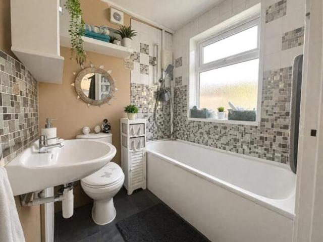 1 bedroom apartment for rent in Groundwell Road Ground Floor, Swindon, SN1