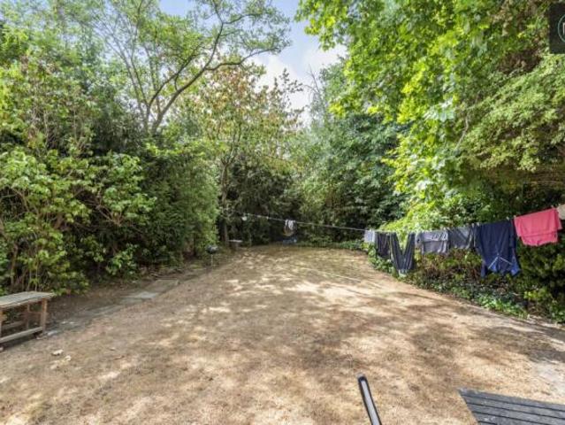 1 bedroom apartment for rent in Grove Hill, South Woodford, London, E18