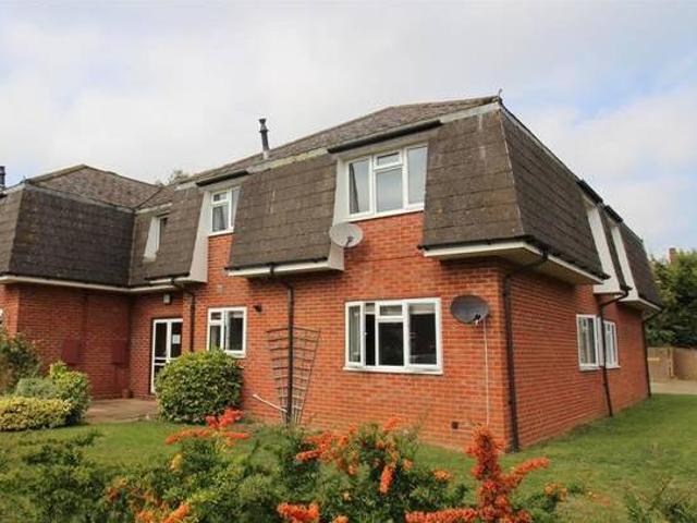 1 bedroom apartment for rent in Grovelands Court Whitehill GU35