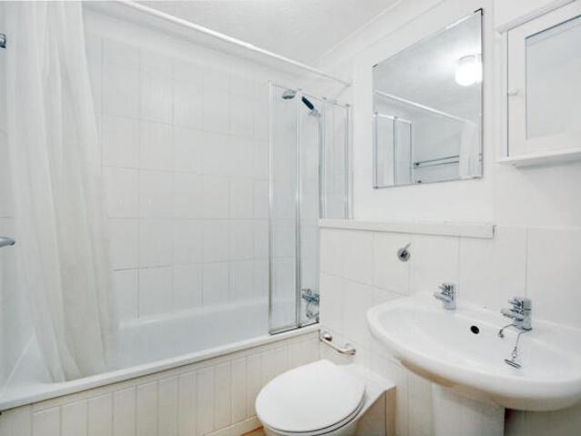 1 bedroom apartment for rent in Hull Close, Canada Water, SE16