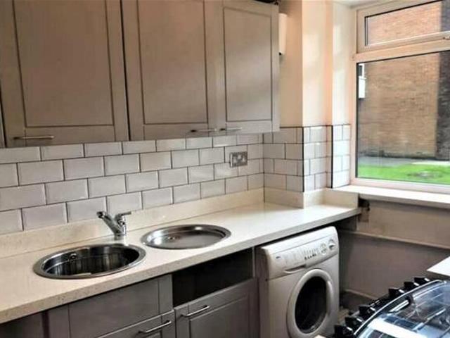 1 Bedroom Apartment For Rent In Hackness Road, Chorlton