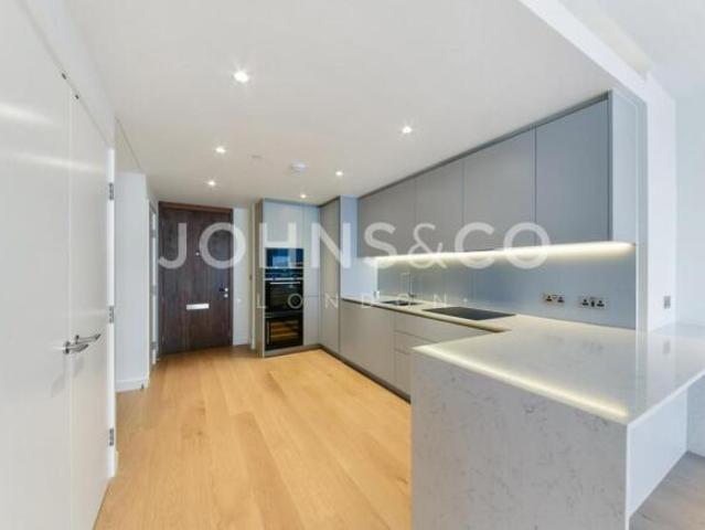 1 bedroom apartment for rent in Hampton Tower, South Quay Plaza, Canary Wharf, E14