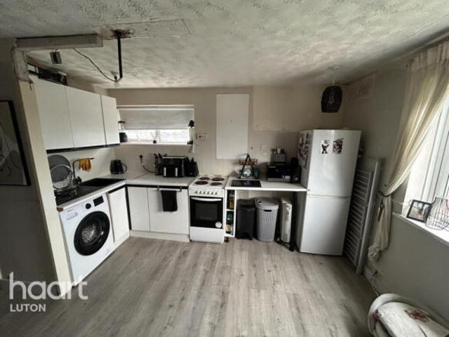 1 bedroom apartment for rent in Handcross Road, Luton, LU2