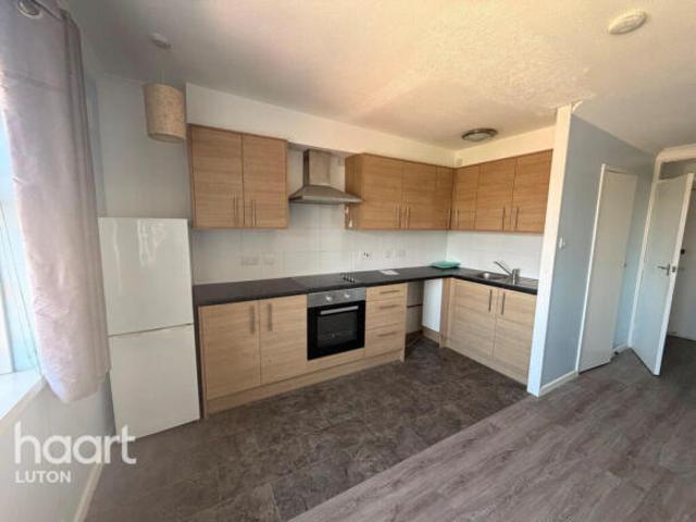 1 bedroom apartment for rent in Handcross Road, LUTON, LU2