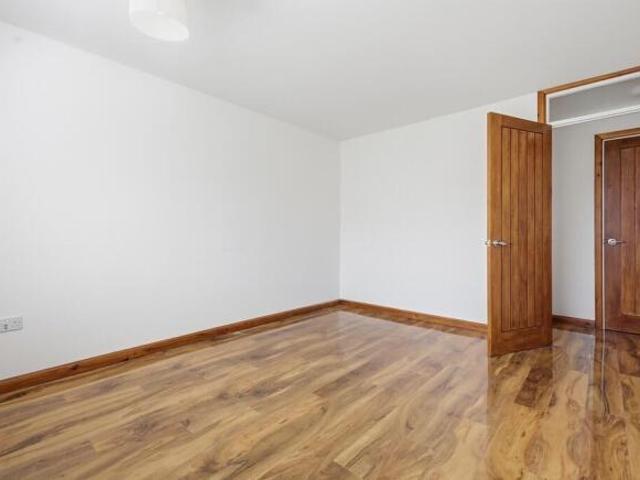 1 bedroom apartment for rent in Handcross Road, Luton, LU2