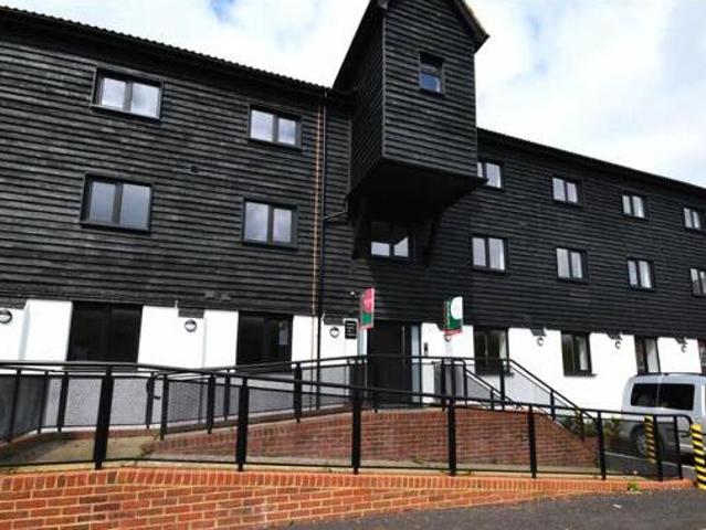 1 Bedroom Apartment For Rent In Haslers Lane