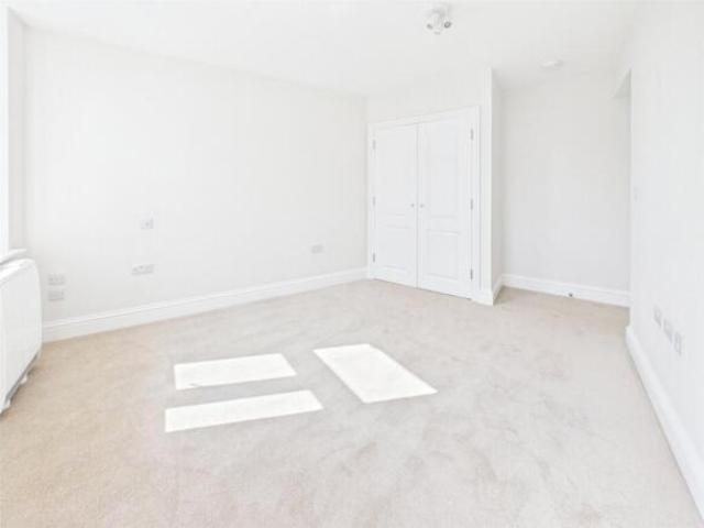 1 bedroom apartment for rent in Harley House, London Road, Twickenham, TW1