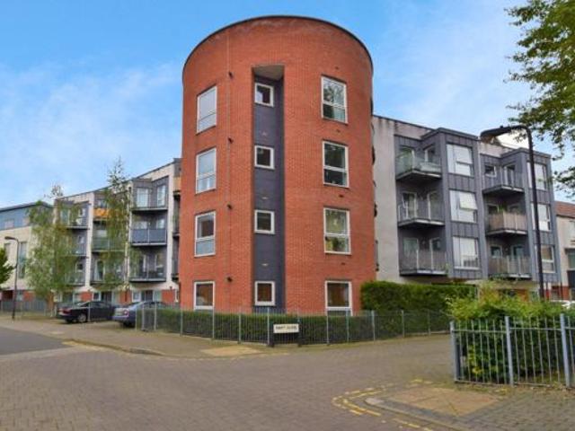 1 Bedroom Apartment For Rent In Harrow, Greater London