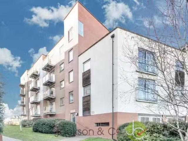 1 bedroom apartment for rent in Hawkins Road, Esinteraction, CO2