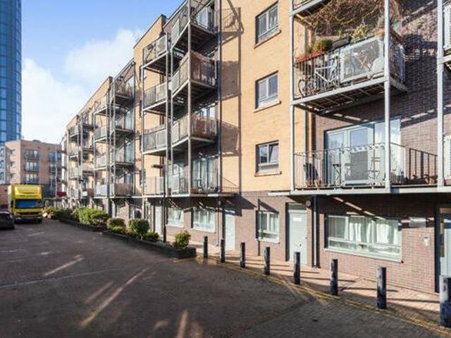 1 bedroom apartment for rent in Havisham Apartments Stratford E15
