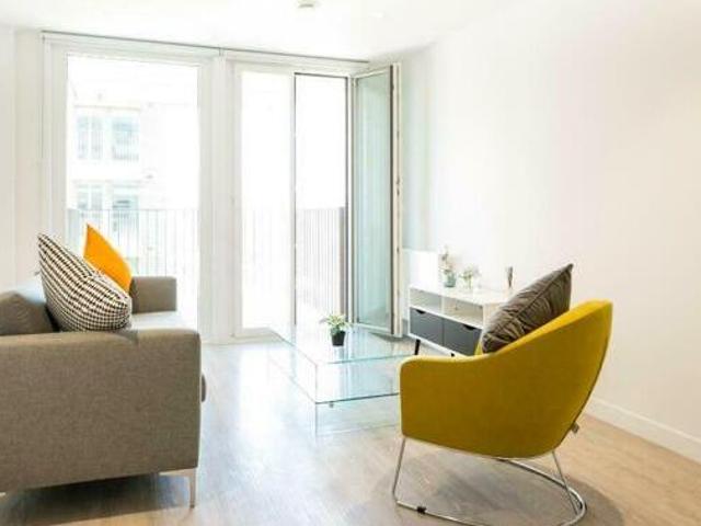 1 Bedroom Apartment For Rent In Hayes, Middlesex