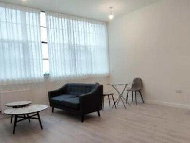 1 Bedroom Apartment For Rent In Hayes, Middlesex