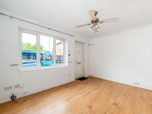 1 bedroom apartment for rent in Hazel Court, Goldsmith Avenue, Southsea, PO4
