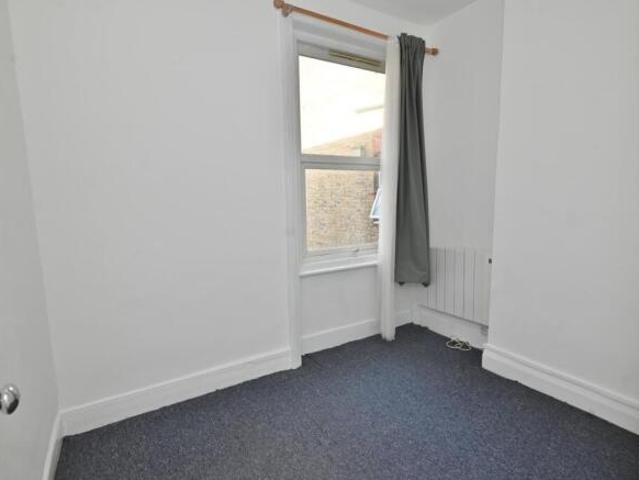 1 bedroom apartment for rent in Heath Road, Twickenham, TW1