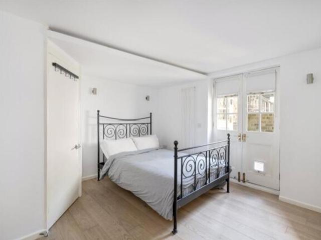 1 bedroom apartment for rent in Heathfield Terrace, Chiswick, W4