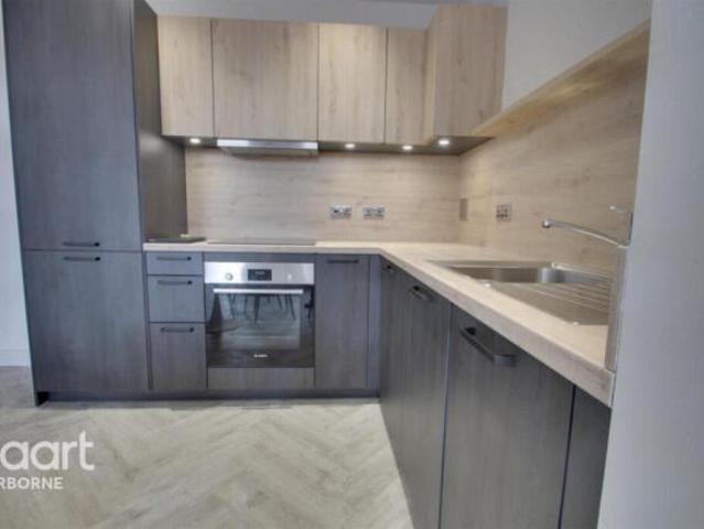 1 bedroom apartment for rent in Heaton House, Camden Street. B1