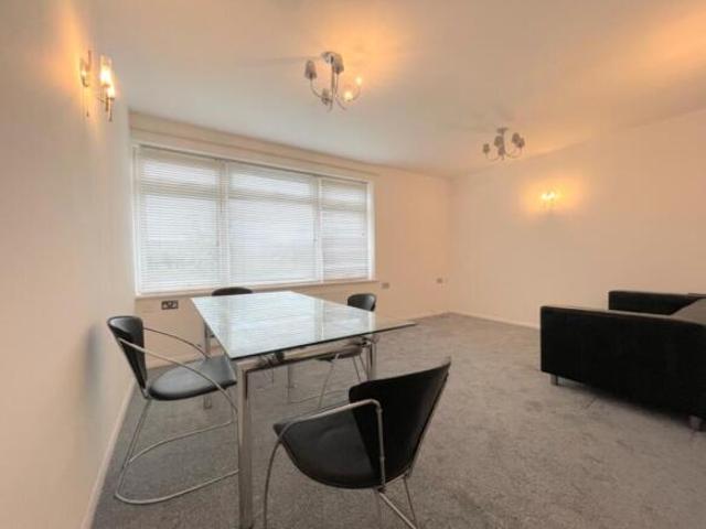 1 bedroom apartment for rent in Hedgemoor Court, Highams Park, E4