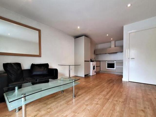 1 Bedroom Apartment For Rent In Hereford Road