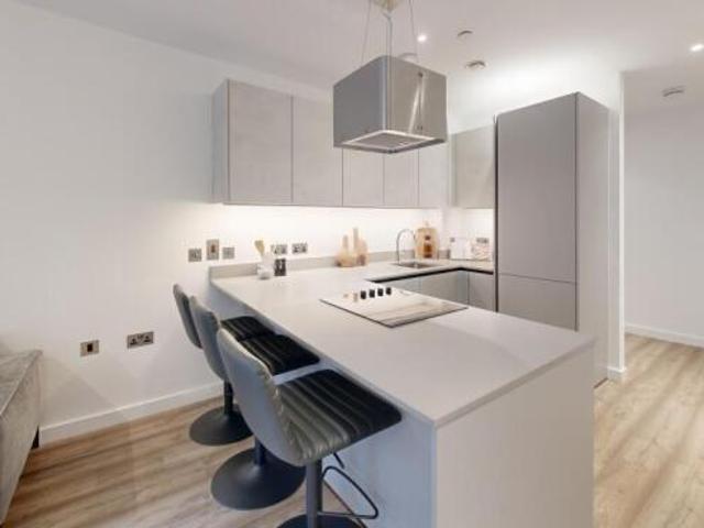 1 bedroom apartment for rent in Herschel Street, Slough, Berkshire, SL1
