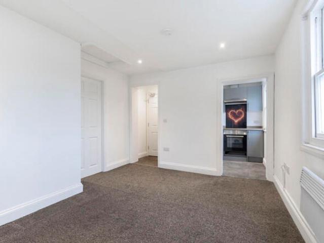 1 bedroom apartment for rent in Hewlett Road, Cheltenham GL52 6DE, GL52
