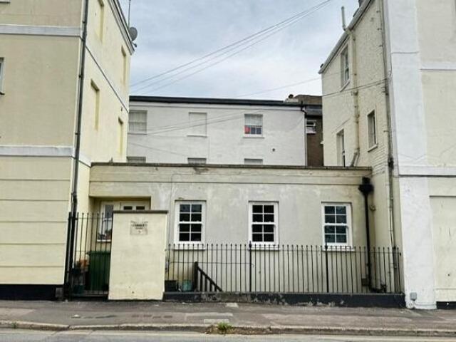 1 bedroom apartment for rent in Hewlett Road, Cheltenham, Gloucestershire, GL52 6DE, GL52
