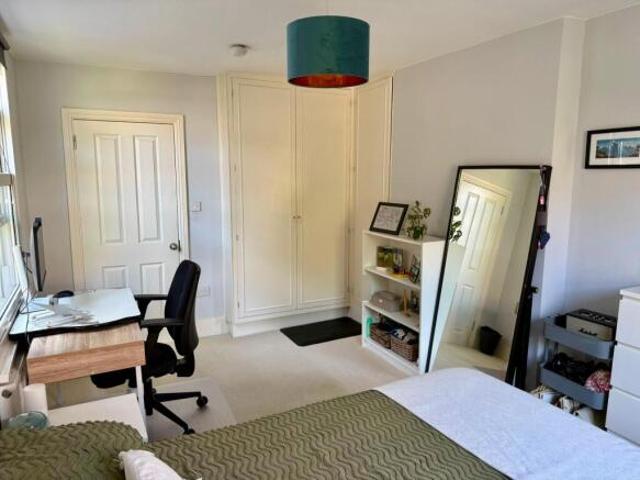 1 bedroom apartment for rent in Heyford Avenue, London, SW8