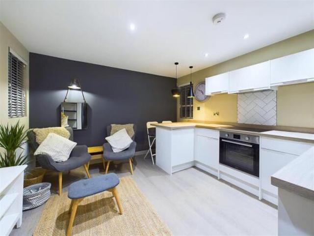 1 bedroom apartment for rent in Hickmott Road, Sheffield, S11 8QF, S11