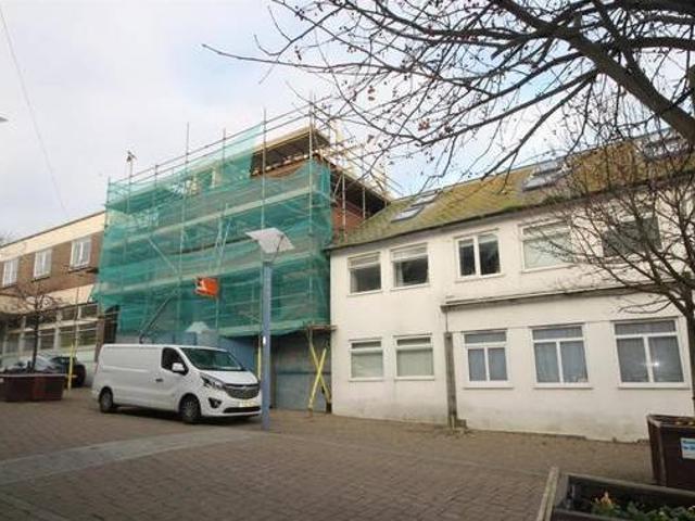 1 bedroom apartment for rent in High Street Newhaven BN9