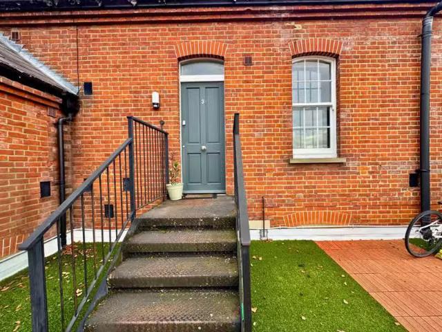 1 bedroom apartment for rent in High Street, Beckenham, BR3