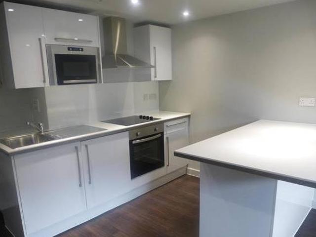 1 bedroom apartment for rent in High Street SLOUGH SL1