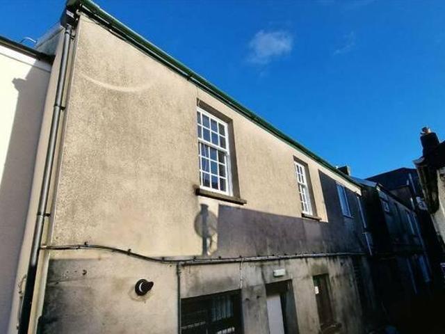1 bedroom apartment for rent in High Street Torrington Devon EX38