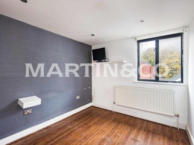 1 bedroom apartment for rent in High Street, Walthamstow, E17