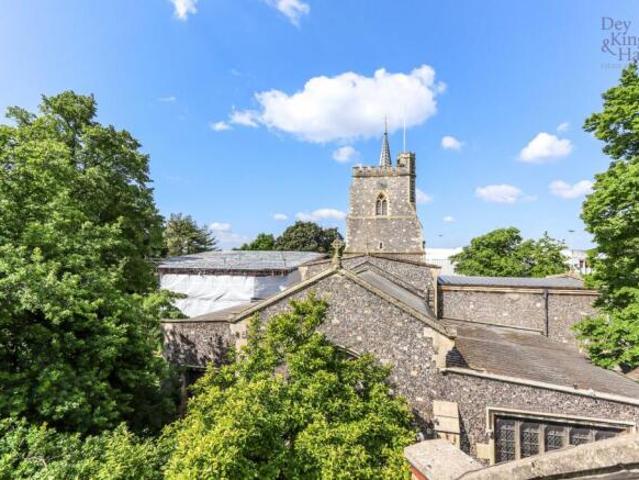 1 bedroom apartment for rent in High Street, WD17
