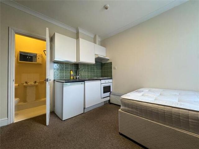 1 bedroom apartment for rent in High Road, Willesden, NW10