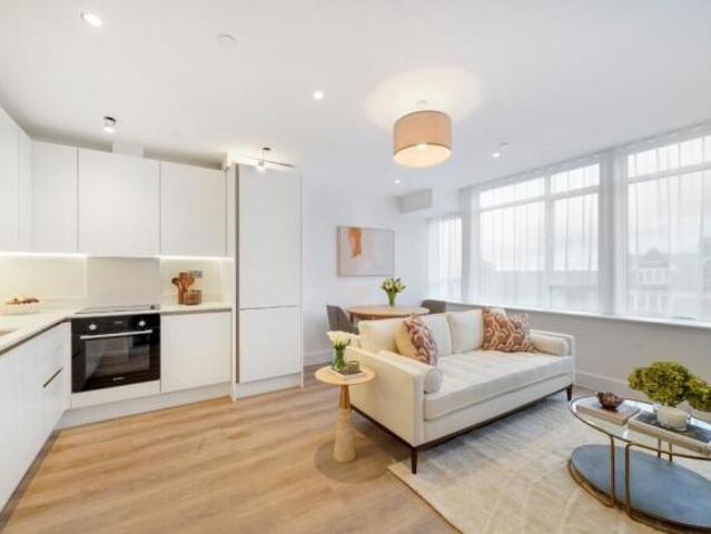 1 bedroom apartment for rent in High Road, Streatham, SW16