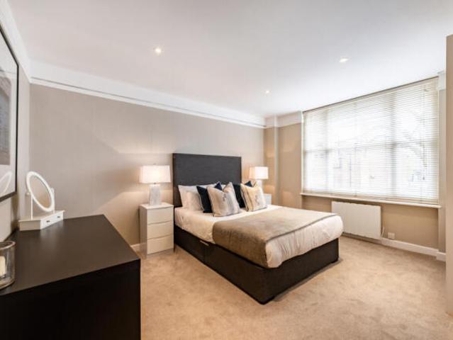 1 bedroom apartment for rent in Hill Street, Mayfair, London W1J